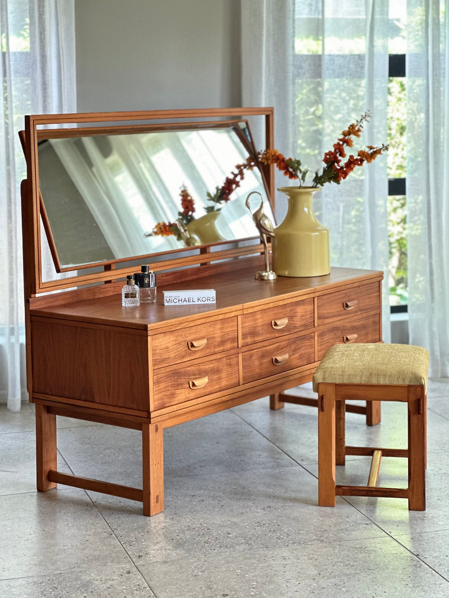 Walnut Dressing Table with Stool – RE-TREND