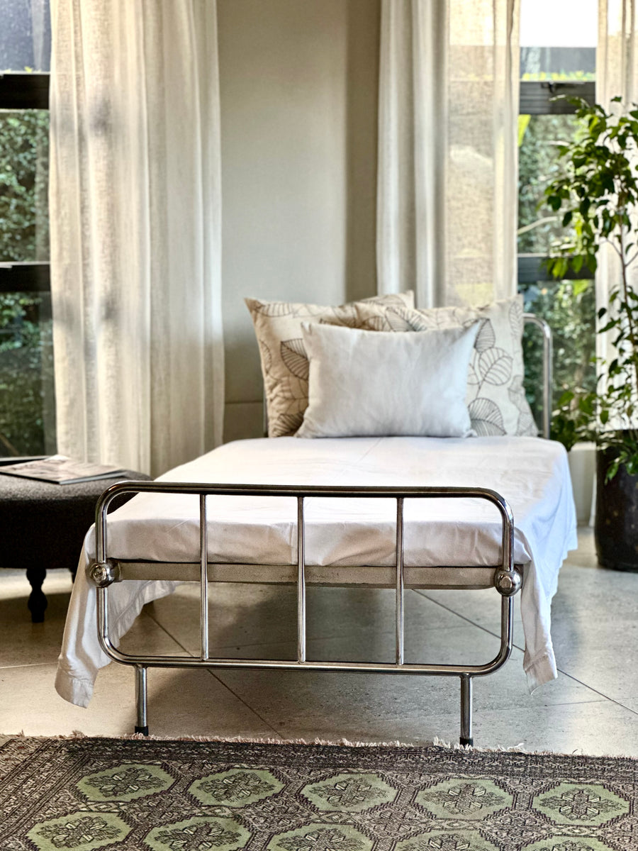 Vintage Single Bed Frame & Base – RE-TREND