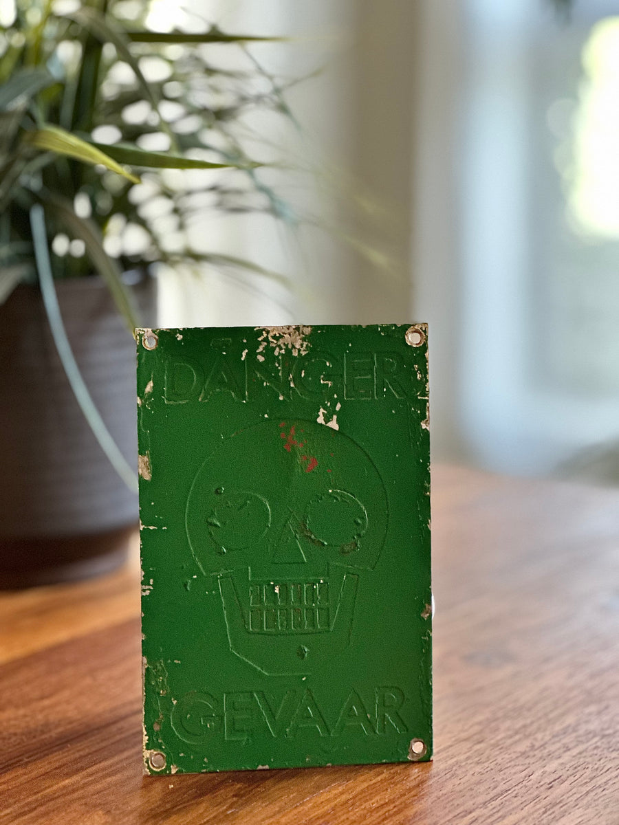 Vintage Metal Danger/Gevaar Signs – RE-TREND