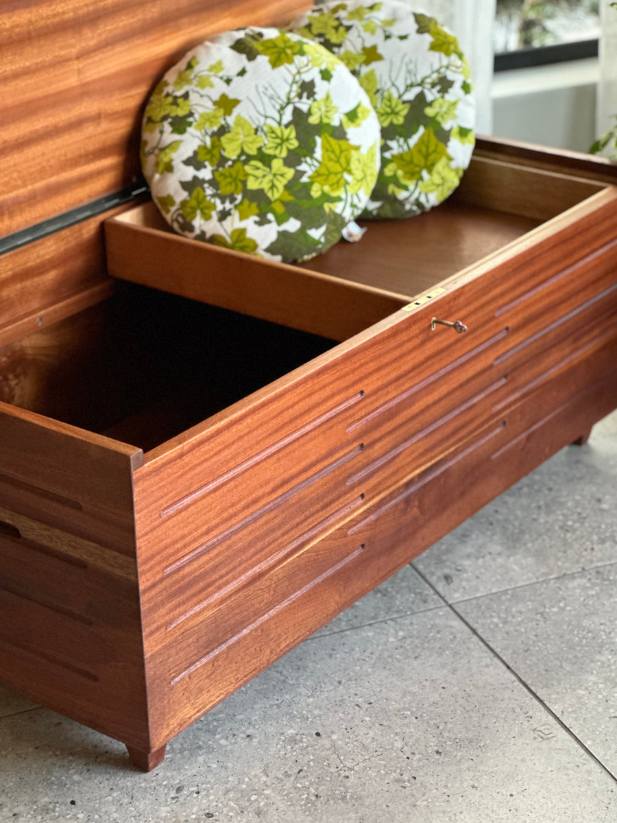 Kiaat Kist – RE-TREND