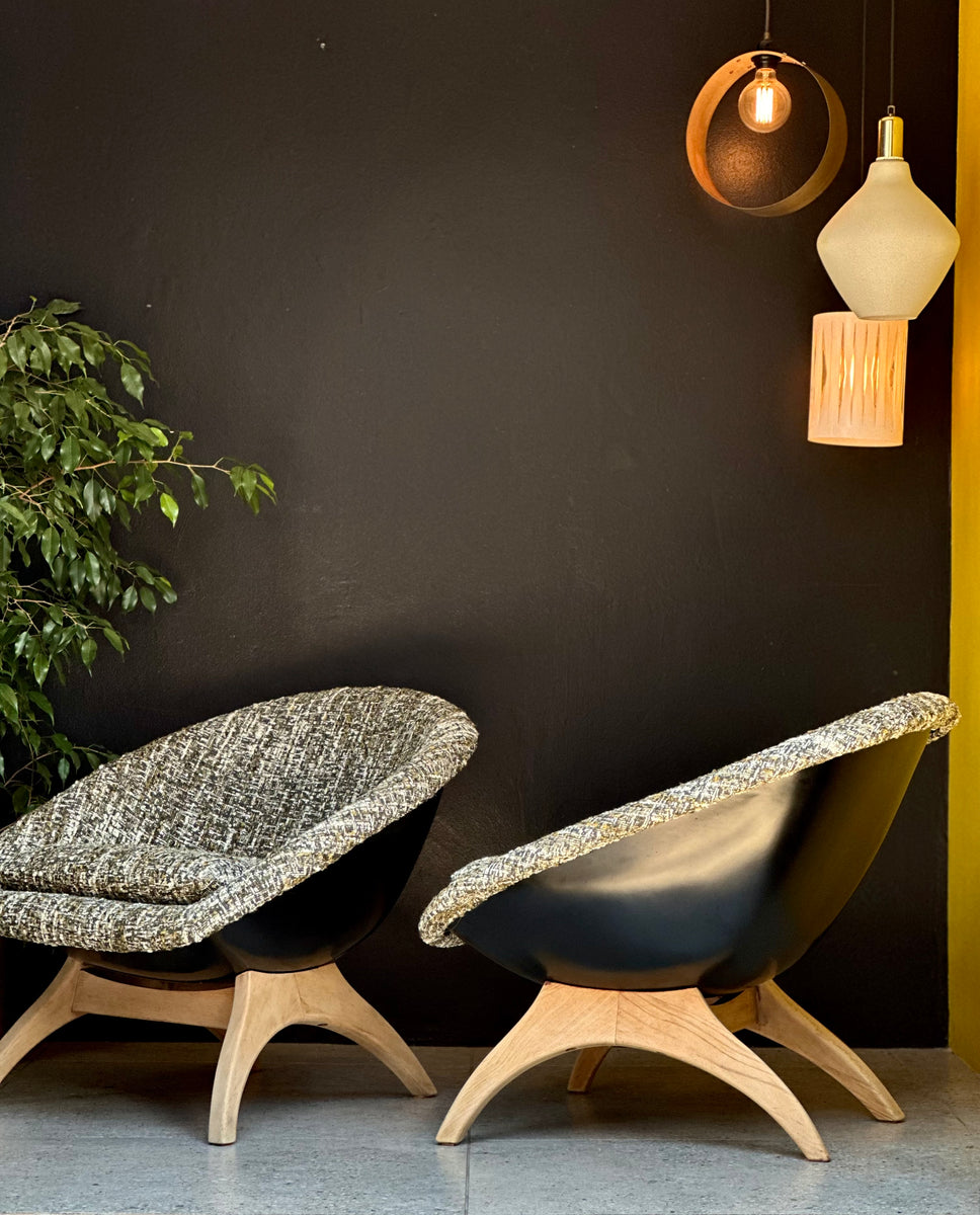 Pair "Lurashell-Style Pod" Chairs | Frystark "Antoinette" – RE-TREND