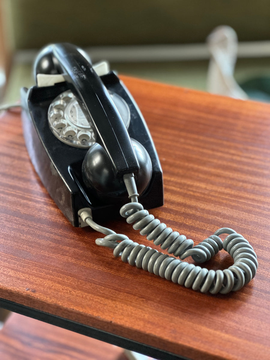 Retro Telephone – RE-TREND