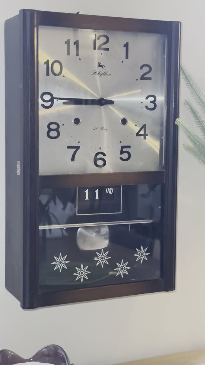 Vintage Rhythm Clock – RE-TREND
