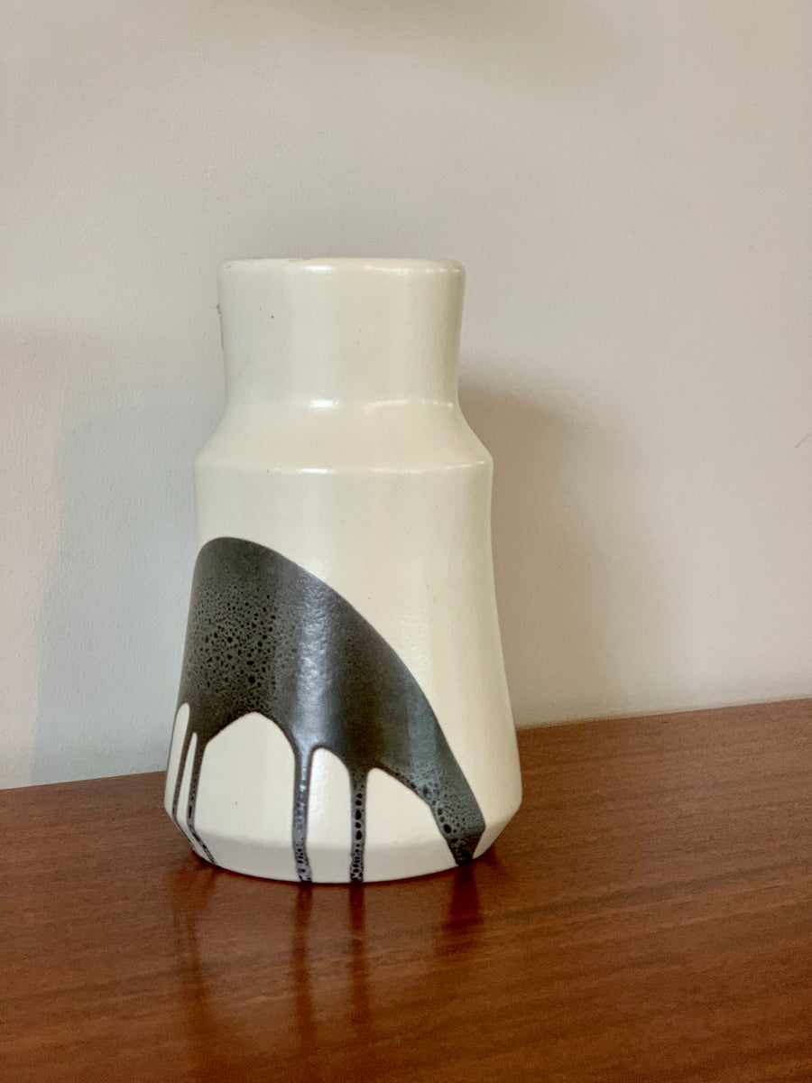 Modernist Pottery Art Vase by Lapid - Israël – RE-TREND