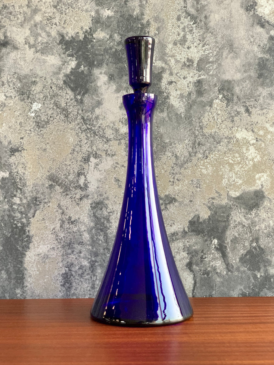 Vintage Blue Glass Decanter – RE-TREND