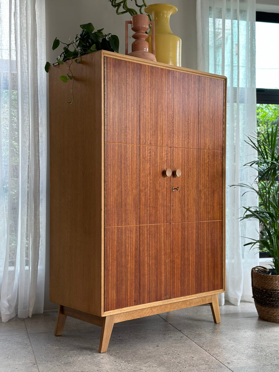 Two-Tone Wardrobe by Meredew Furniture - UK – RE-TREND