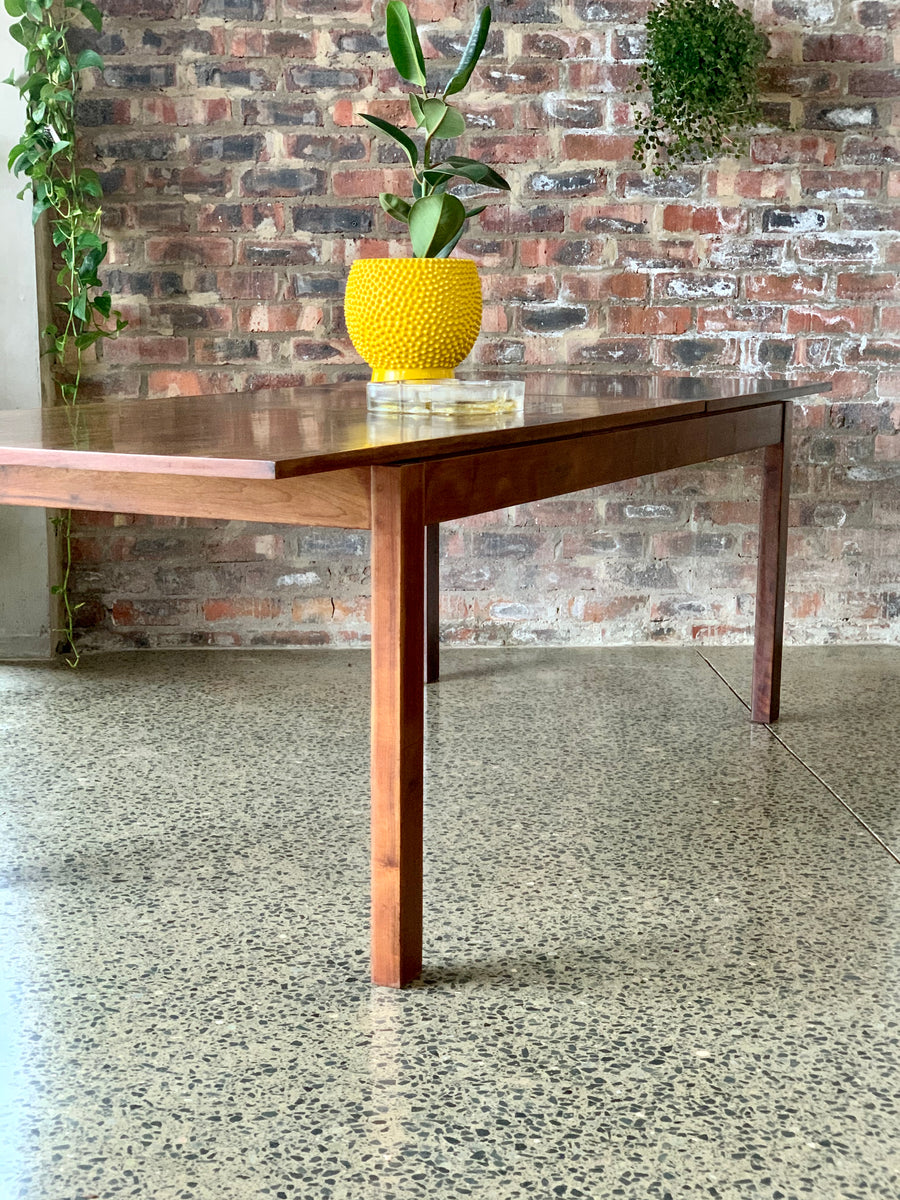 Imbuia extendable dining table – RE-TREND